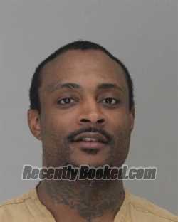 Recent Booking / Mugshot for TRAVION SKIPPER in Dallas County, Texas