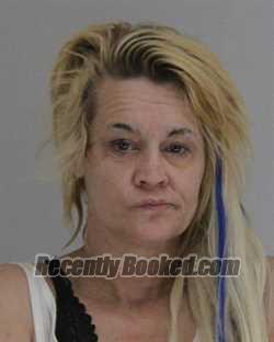 Recent Booking / Mugshot for LEANDRA BROWN in Dallas County, Texas