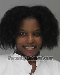 Recent Booking / Mugshot for TIARRA WARREN in Dallas County, Texas