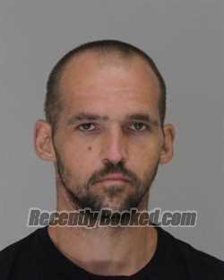 Recent Booking / Mugshot for MATTHEW ARMSTRONG in Dallas County, Texas