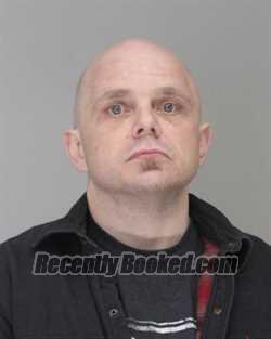 Recent Booking / Mugshot for TRAVIS WORTH in Dallas County, Texas