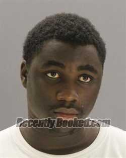 Recent Booking / Mugshot for LADARIUS BROWN in Dallas County, Texas