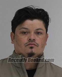 Recent Booking / Mugshot for SELVIN PAZPEREZ in Dallas County, Texas