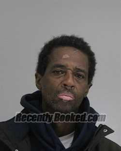 Recent Booking / Mugshot for RODERICK WALKER in Dallas County, Texas