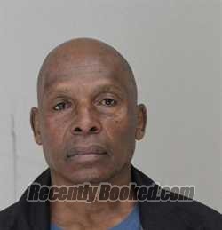 Recent Booking / Mugshot for DONALD WASHINGTON in Dallas County, Texas