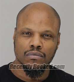 Recent Booking / Mugshot for DEREK SHAW in Dallas County, Texas