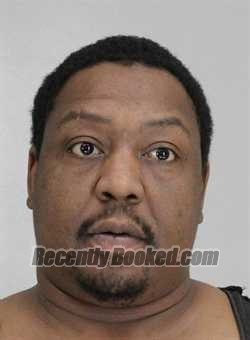 Recent Booking / Mugshot for JONATHAN LOFTON in Dallas County, Texas