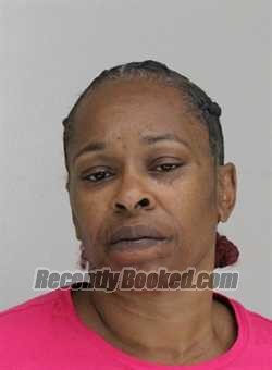 Recent Booking / Mugshot for SHANIQUA JONES in Dallas County, Texas