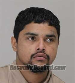 Recent Booking / Mugshot for JONATHAN GONZALES in Dallas County, Texas