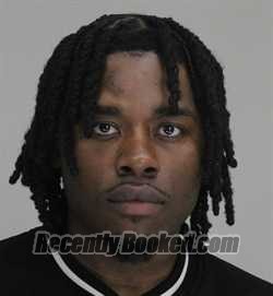 Recent Booking / Mugshot for ZAVEN SNEED in Dallas County, Texas
