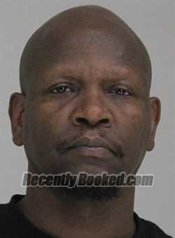 Recent Booking / Mugshot for LARRY ROBERTSON in Dallas County, Texas