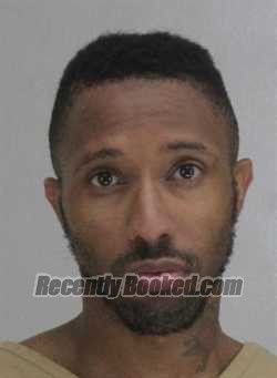 Recent Booking / Mugshot for DARRICK WALKER in Dallas County, Texas