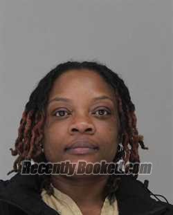 Recent Booking / Mugshot for LAKENDA MOTT in Dallas County, Texas