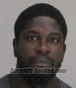 Recent Booking / Mugshot for QUENTIN SIMMONS in Dallas County, Texas