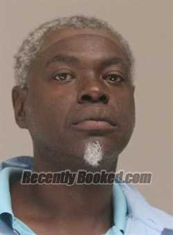 Recent Booking / Mugshot for DANNY DAVIS in Dallas County, Texas