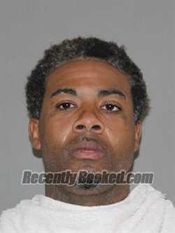 Recent Booking / Mugshot for Antonio D Murdock in Denton County, Texas
