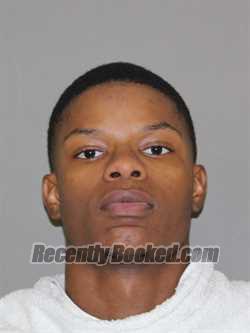 Recent Booking / Mugshot for Devon L Washington in Denton County, Texas