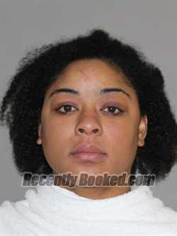 Recent Booking / Mugshot for Jade Janell Thomas in Denton County, Texas