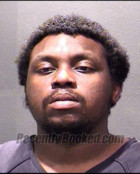 Recent Booking / Mugshot for KENNETH DEVON BROWN in Arlington County ...