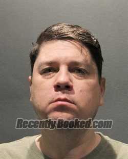 Recent Booking / Mugshot for CHAD AARON KNOWLTON in Arlington County ...