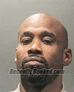 Recent Booking / Mugshot for BENJAMIN WADE Junior MURRAY in Arlington ...