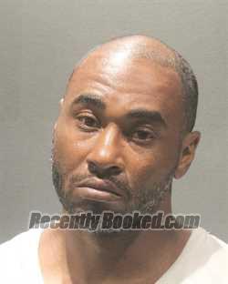 Recent Booking / Mugshot for SEAN PIERE ROBB in Arlington County, Virginia