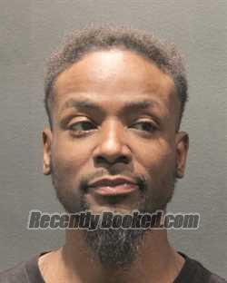 Recent Booking / Mugshot for MICHAEL ALONZO CLARK in Arlington County, Virginia