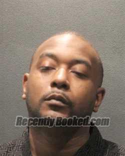 Recent Booking / Mugshot for DAQUAN JULIAN HINTON in Arlington County ...