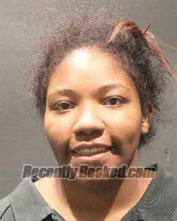 Recent Booking / Mugshot for DANEITRA RENAE ROBINSON in Arlington ...