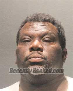 Recent Booking / Mugshot for DEREK JEFFREY WILLIAMS in Arlington County, Virginia