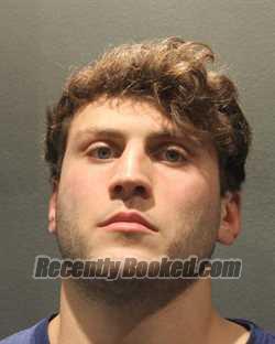 Recent Booking / Mugshot for BRADY ALAN GILLILAND DANIEL in Arlington ...