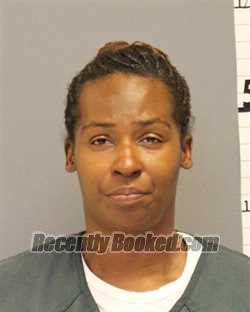 Recent Booking / Mugshot for SARAH KETURAH HARRIS in Augusta County ...