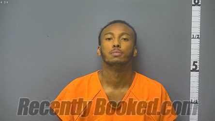 Recent Booking / Mugshot for DOMINIC TREVON LEE in Augusta County, Virginia