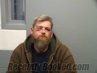 Recent Booking / Mugshot for Christopher Dean Altice in Buchanan County ...