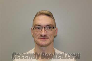 Recent Booking / Mugshot for Dustin Chappell in Buchanan County, Virginia