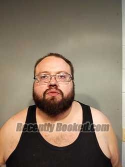 Recent Booking / Mugshot for Dustin McKinley Smith in Buchanan County ...