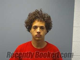 Recent Booking / Mugshot for ISAIAH PRUETT-SAUNDERS in Buchanan County ...
