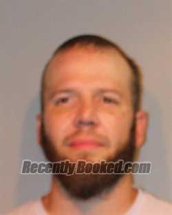 Recent Booking / Mugshot for Justin Eddie Dingus in Buchanan County ...