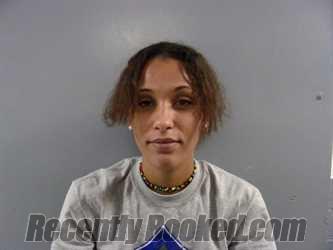 Recent Booking / Mugshot for Lana Shanise Davis in Buchanan County ...