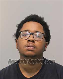 Recent Booking / Mugshot for DEONTAE ERIC TAYLOR in Charles City County ...