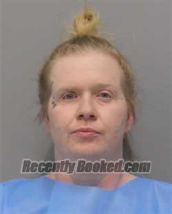 Recent Booking / Mugshot for JESSICA CAROL DALTON in Charles City ...