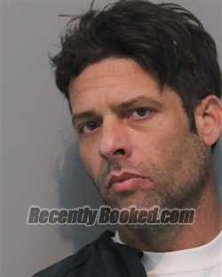 Recent Booking / Mugshot for CHRISTOPHER ANDREW ELLIS in Charles City ...