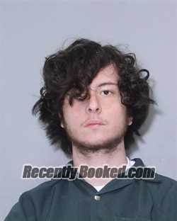 Recent Booking / Mugshot for SEAN GRAYSON COOPER in Charles City County ...