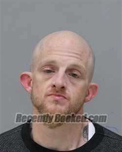 Recent Booking / Mugshot for DANIEL KEVIN ELMORE in Charles City County ...