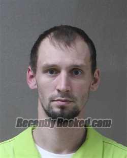 Recent Booking / Mugshot for ERIC MATTHEW CRITES in Charles City County ...