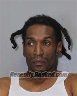 Recent Booking / Mugshot for RODRICK ONRAY DAVIS in Charles City County ...