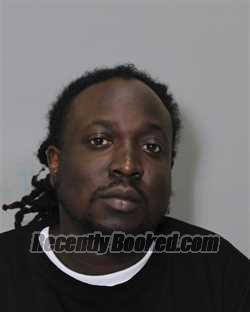 Recent Booking / Mugshot for DONVON LAMAR BACOTE in Charles City County ...