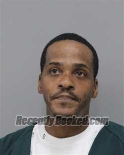 Recent Booking / Mugshot for DERON ALEZANDER FULTON in Charles City ...