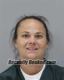 Recent Booking / Mugshot for JESSICA MAYE FERRELL in Charles City ...