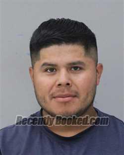 Recent Booking / Mugshot for MARVIN MARQUEZ-VASQUEZ in Charles City ...
